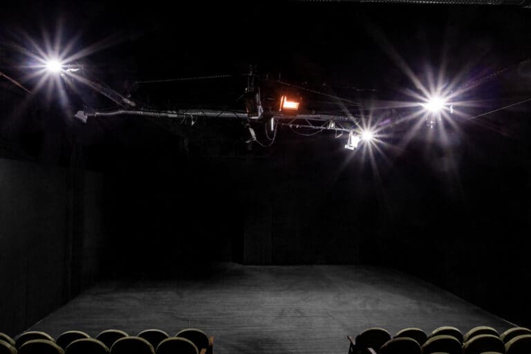10 Words to Describe Stage Lighting - Theatre Haus
